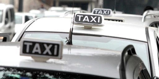 Naples Taxi- Prices and Useful Information for Taxis in Naples