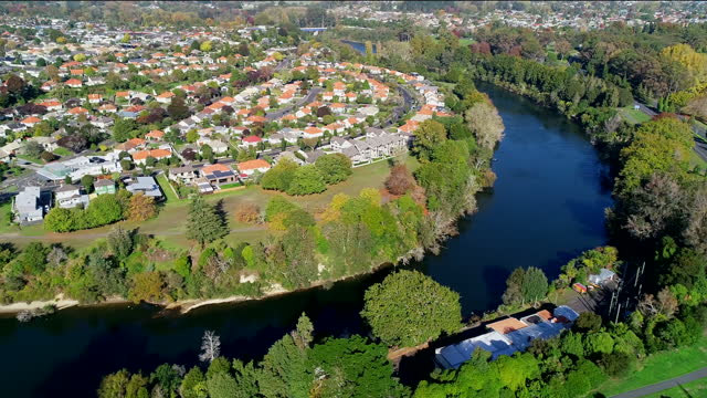 Transfer Options from Auckland Airport to Hamilton