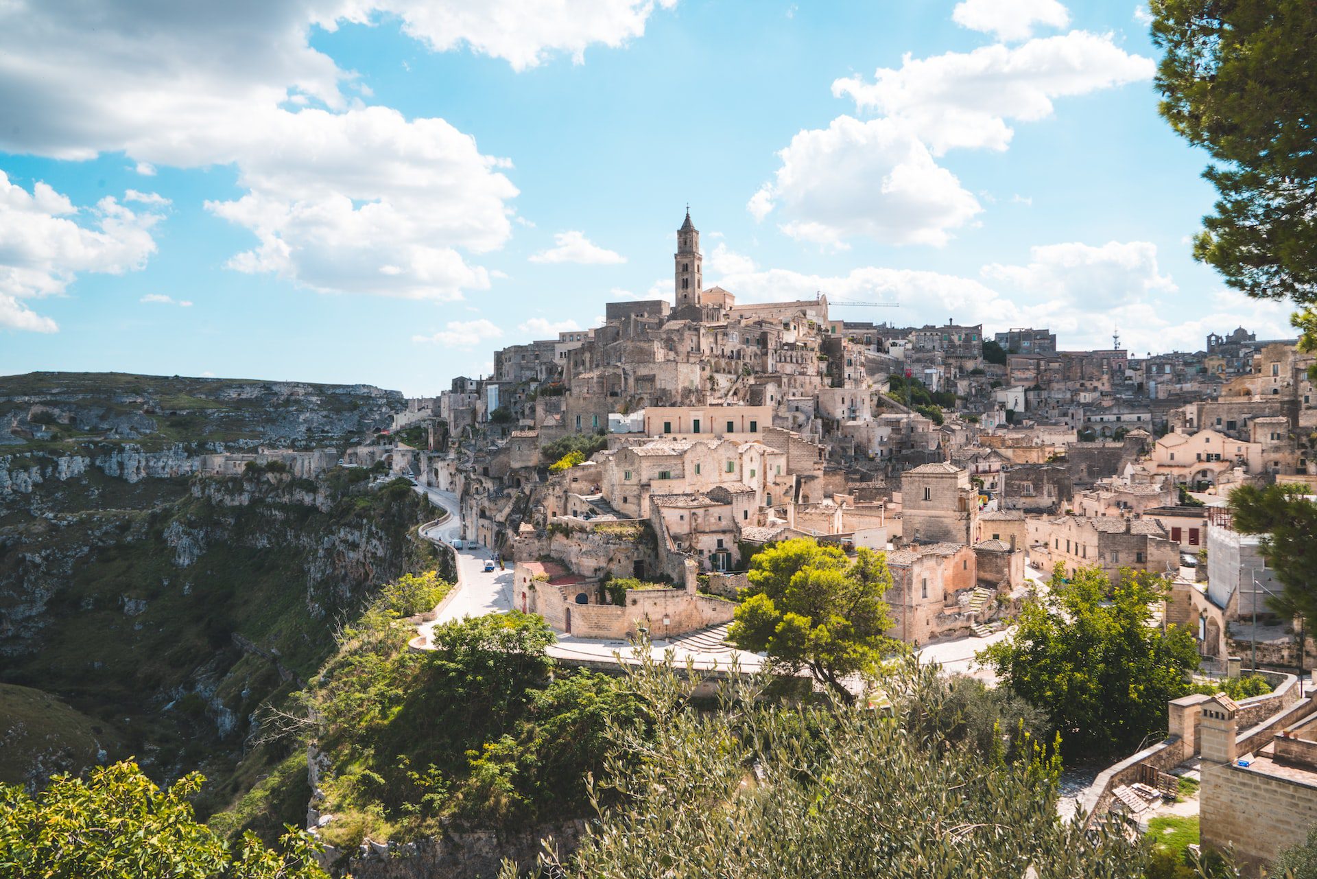 Transfer Options from Bari Airport to Matera