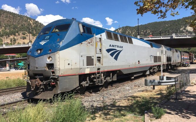 How to get from Reno Airport to Truckee