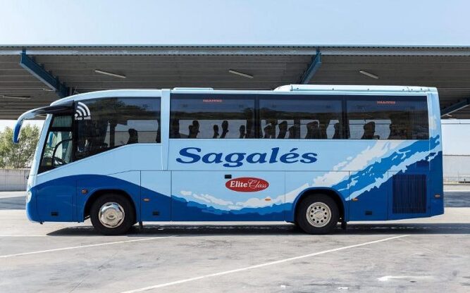 How to get from Girona Airport to Barcelona