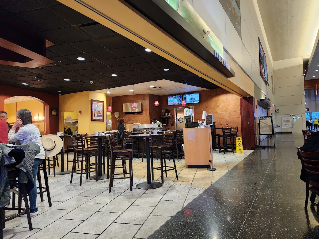 Boston Airport (BOS) | Boston Logan Airport | Welcome Pickups