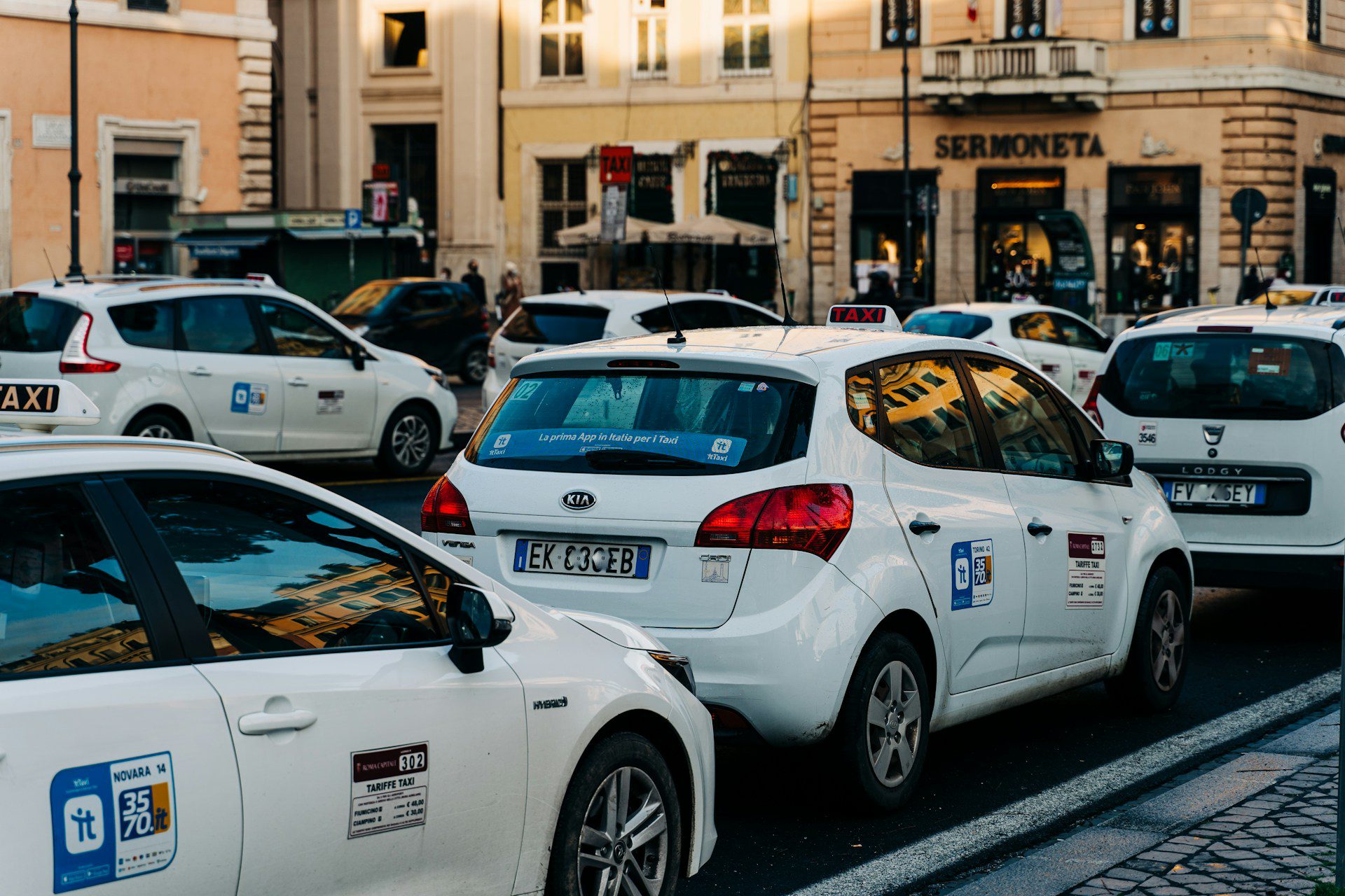 Taxi Rome - Prices and Useful Tips for Rome Taxis